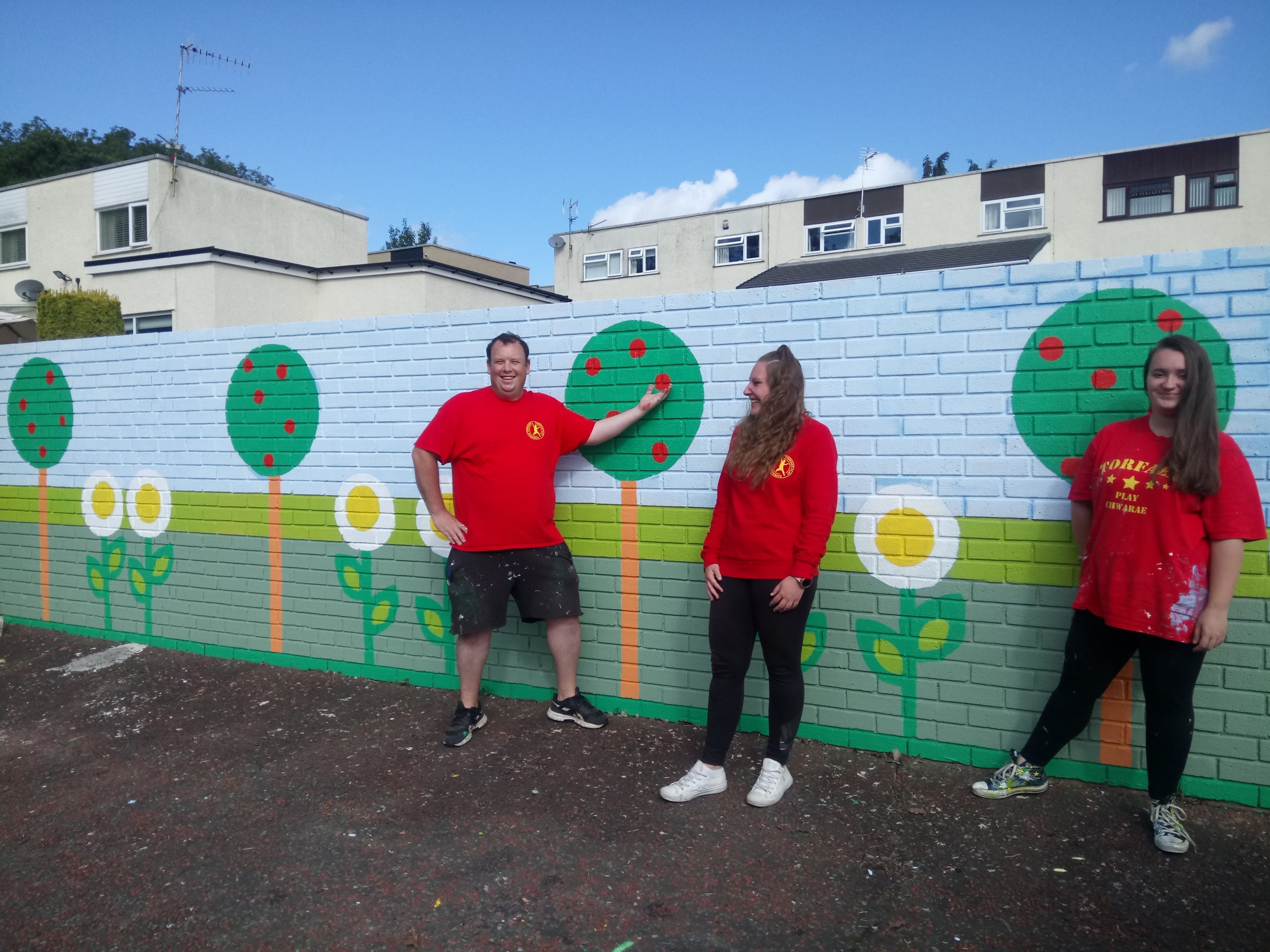 Community RePaint Torfaens car park mural - Community RePaint