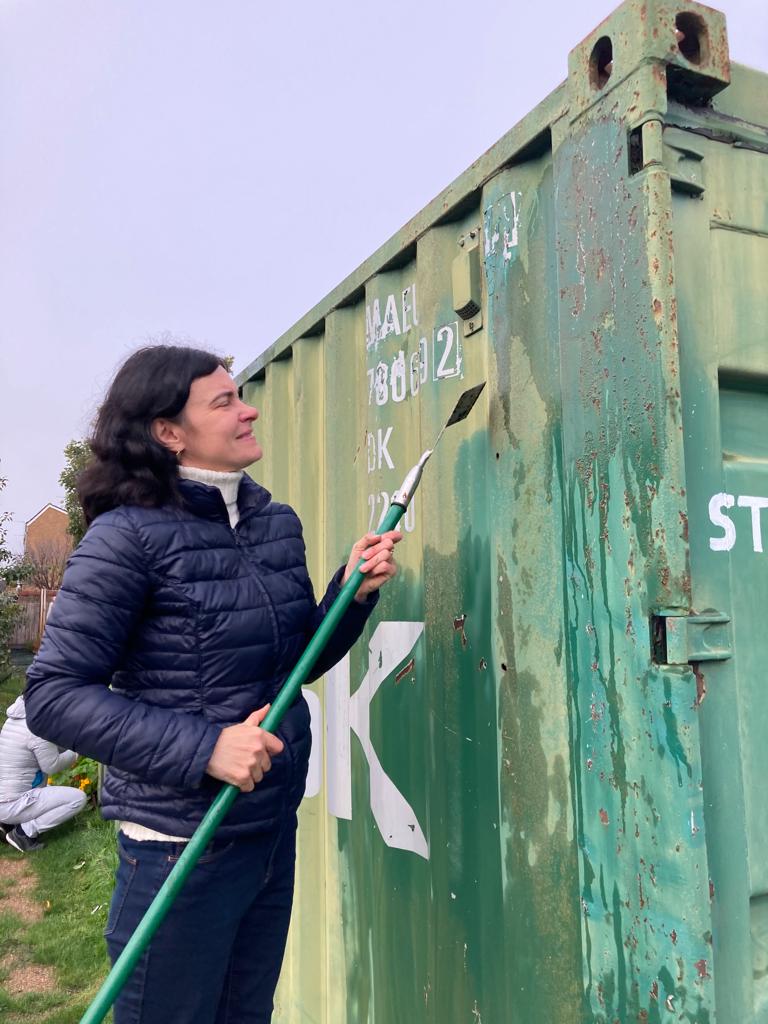 Ukrainian refugees create mural using leftover paint from Community ...